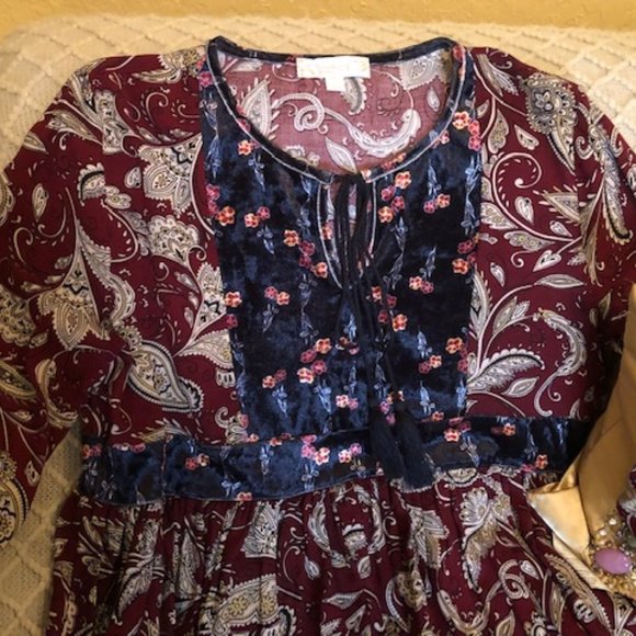 Weekend/Suzanne Betro | Tops | Weekendsuzanne Betro Maroon And Cream ...